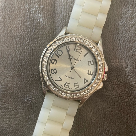 Geneva Platinum | Jewelry | Geneva Brand Silicone Stainless Steel Watch ...